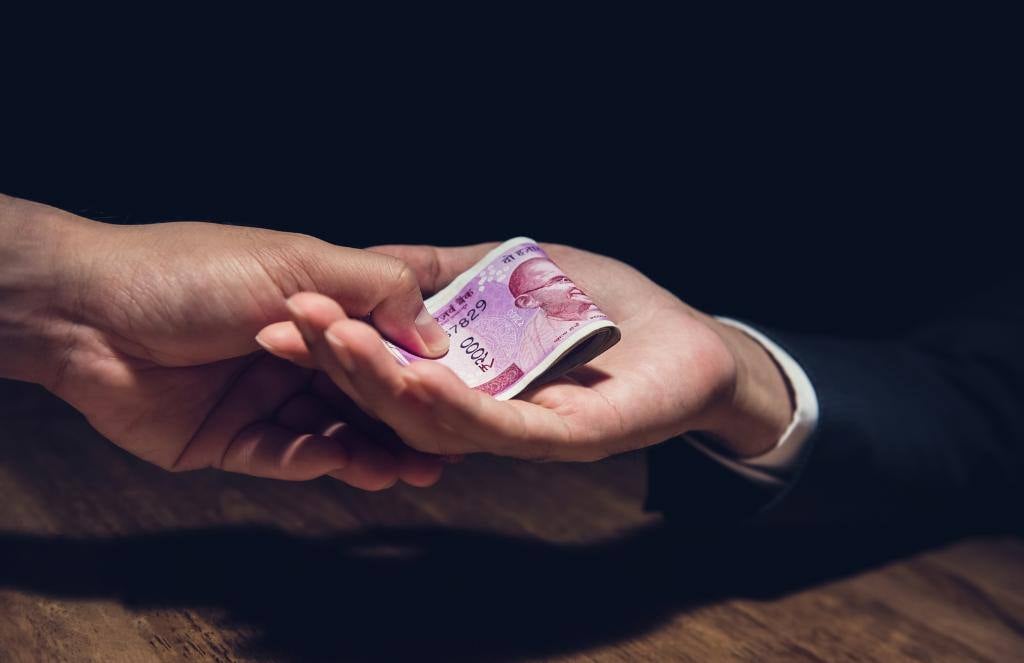 Tipping in India – Is it Customary to Tip in India?